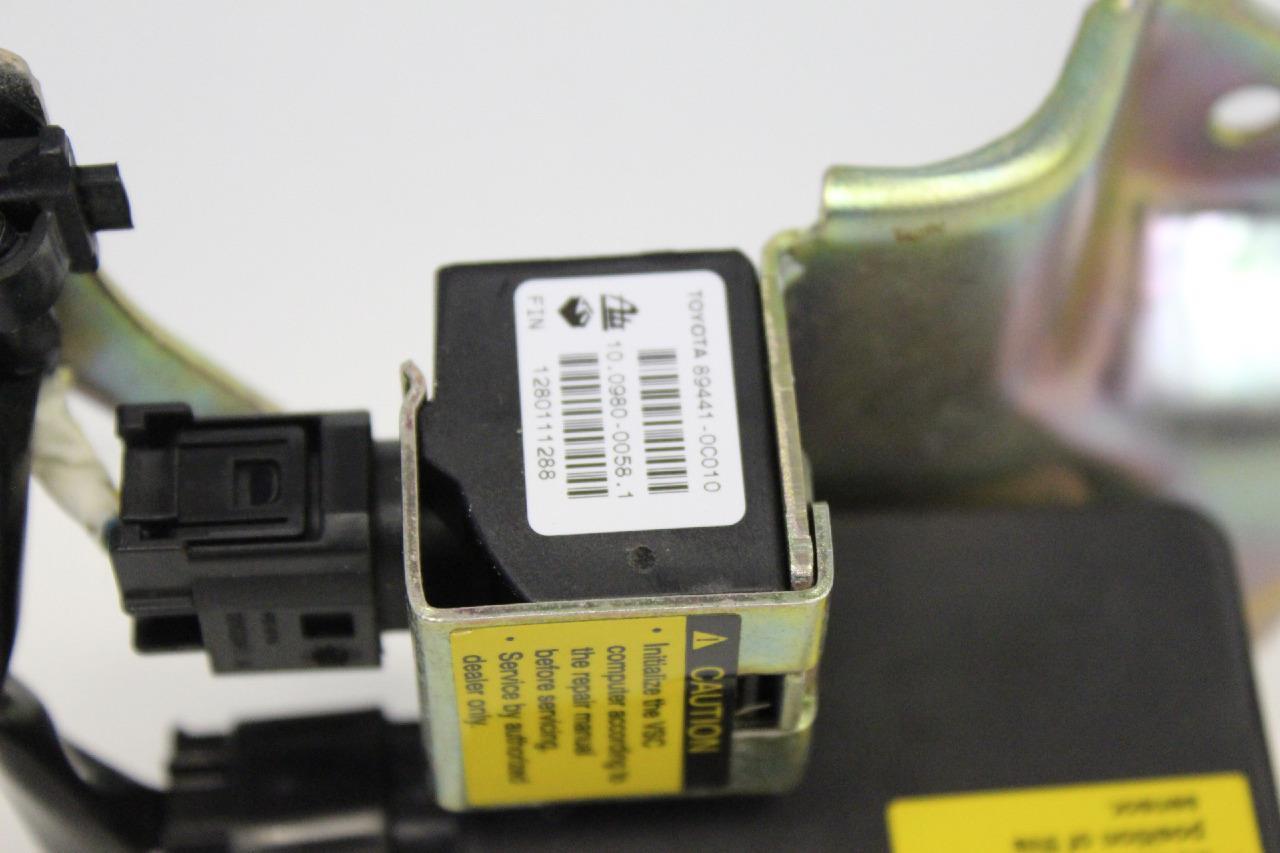 2001-2003 Toyota Sequoia Yaw Rate Sensor Module 89180-0c010