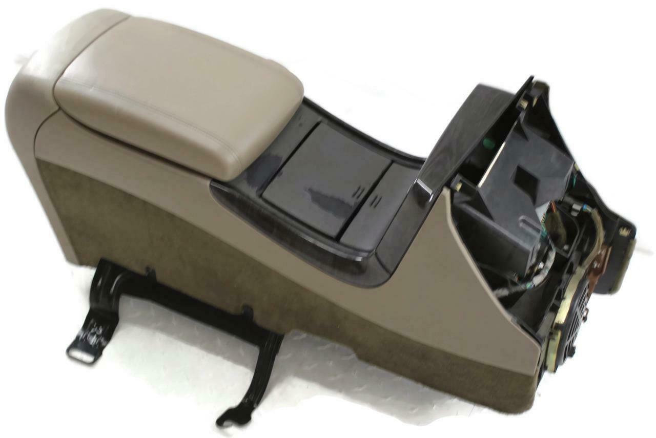 03-06 Yukon Denali Tan Color Center Console W/Sub Tahoe Gm Sierra Dena