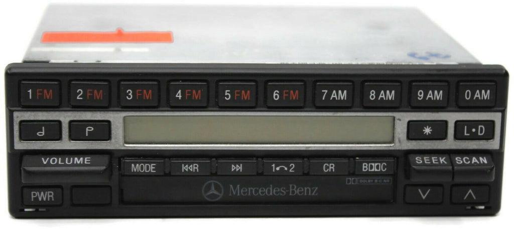 90-93 Mercedes Benz W140 500SL Radio Stereo Cassette Player A 002 820