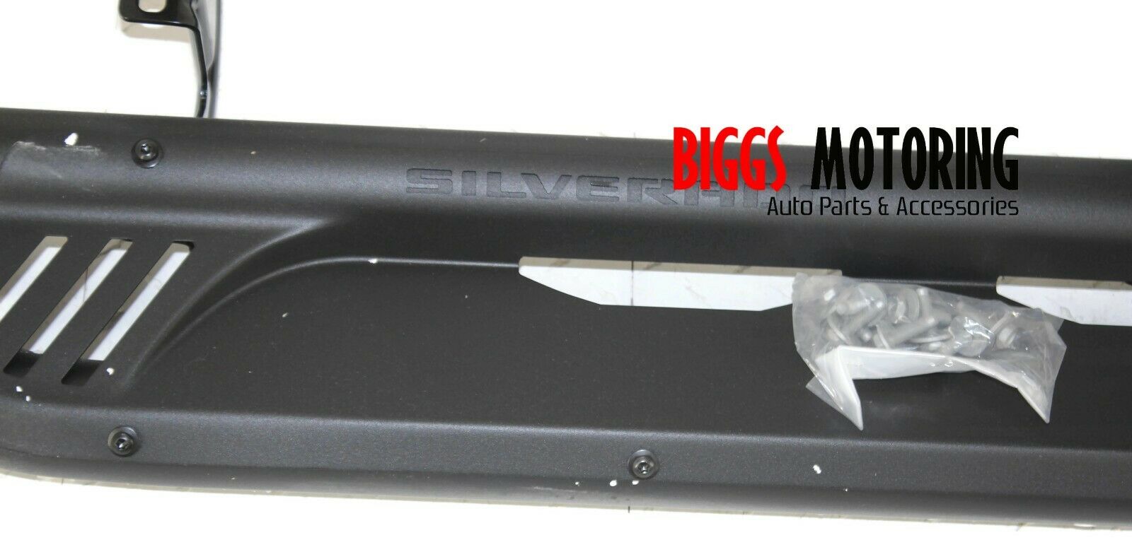 2018-2019 Chevy Silverado sierra CREW CAB 1500 Steps Assist Running Bo